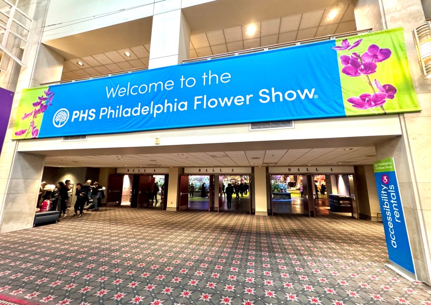 Large welcome banner for PHS Show in Philadelphia